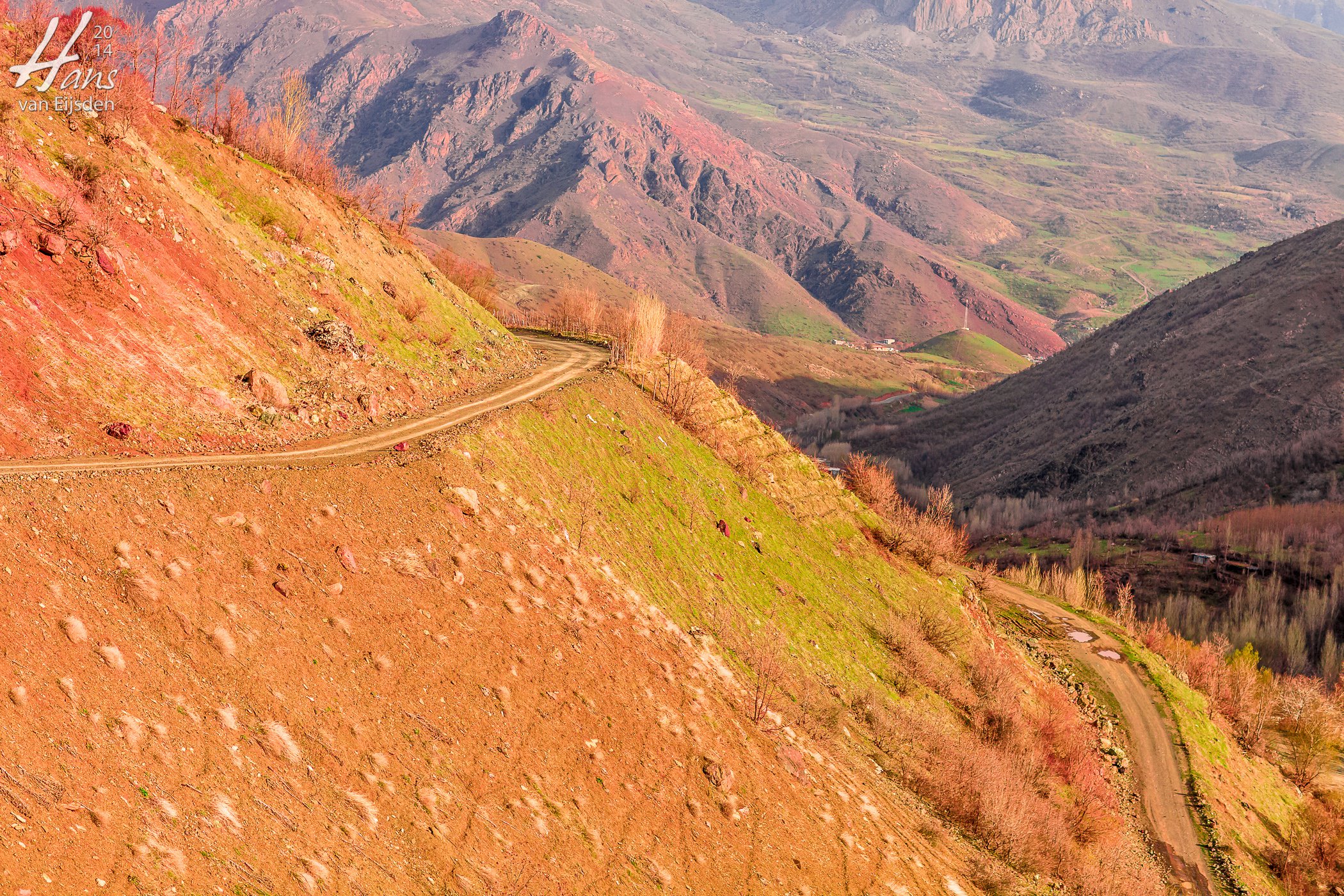Mountains Of Kurdistan: Tourist Snapshots • Hans van Eijsden Photography