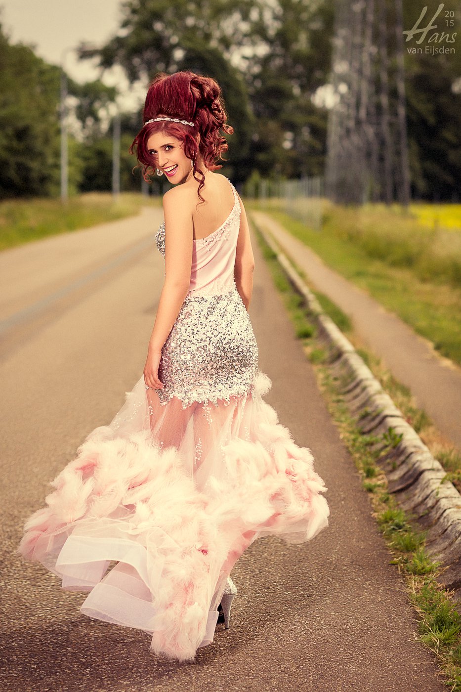 Elinchrom ELB 400 & Maxi Spot: Light On Location • Hans van Eijsden ...